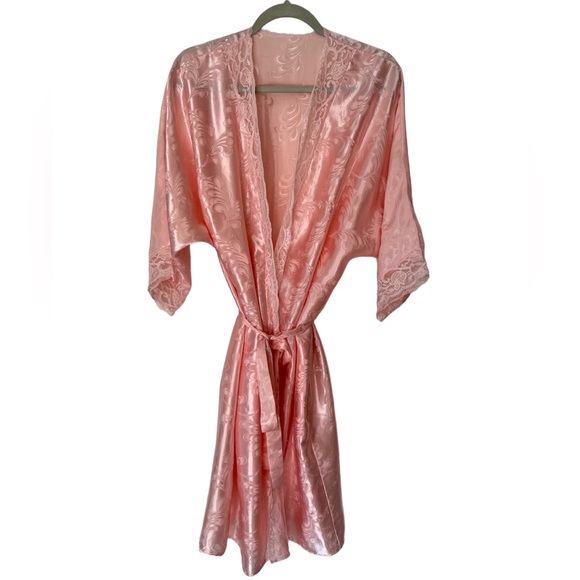 Vintage | Intimates & Sleepwear | Vintage Light Peach Robe With Lace ...
